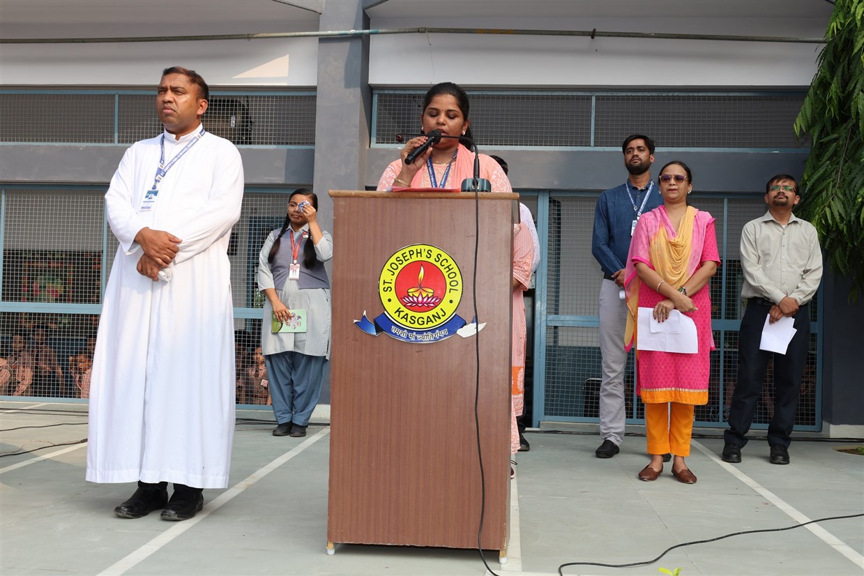 Assembly condected by Teachers